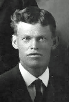 Addison Decker's Instagram, Twitter & Facebook on IDCrawl